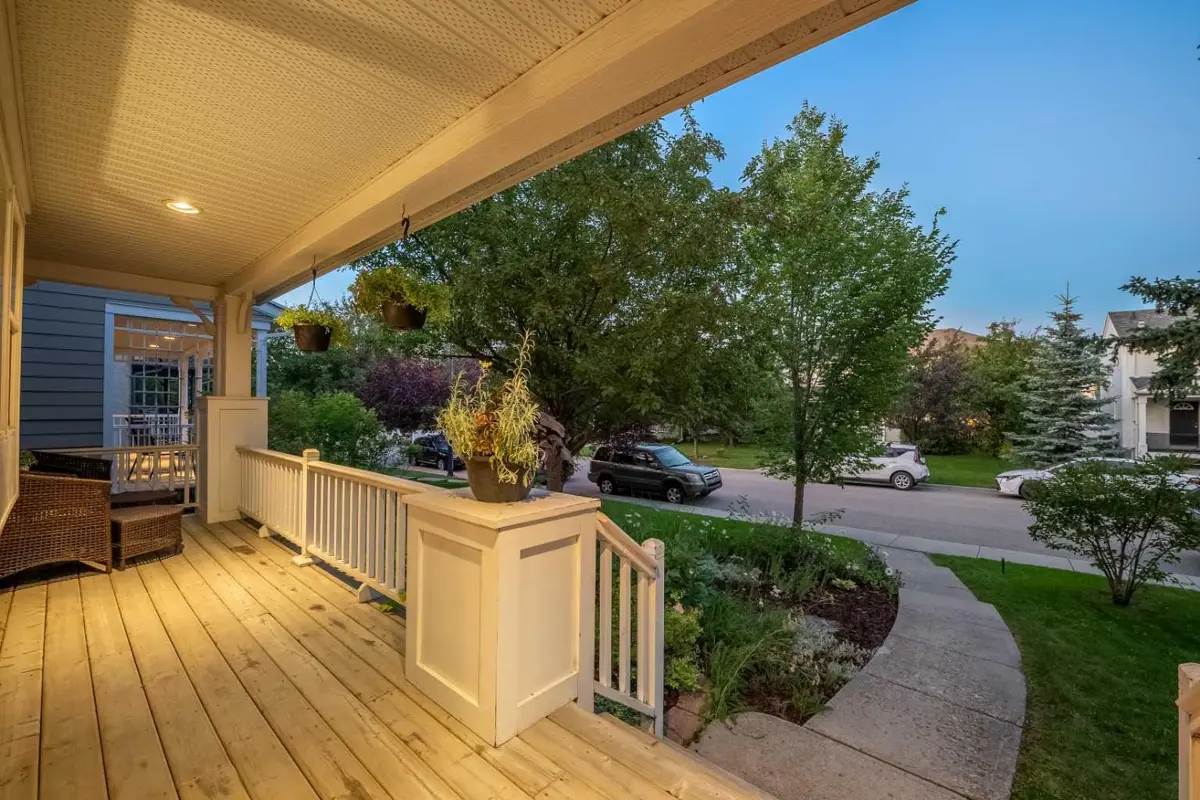 4419 Quentin Court SW, Calgary, Alberta Sold History | HouseSigma