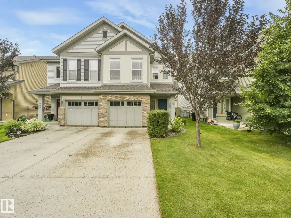 1671 CHAPMAN Way SW, Edmonton, Alberta Sold History | HouseSigma