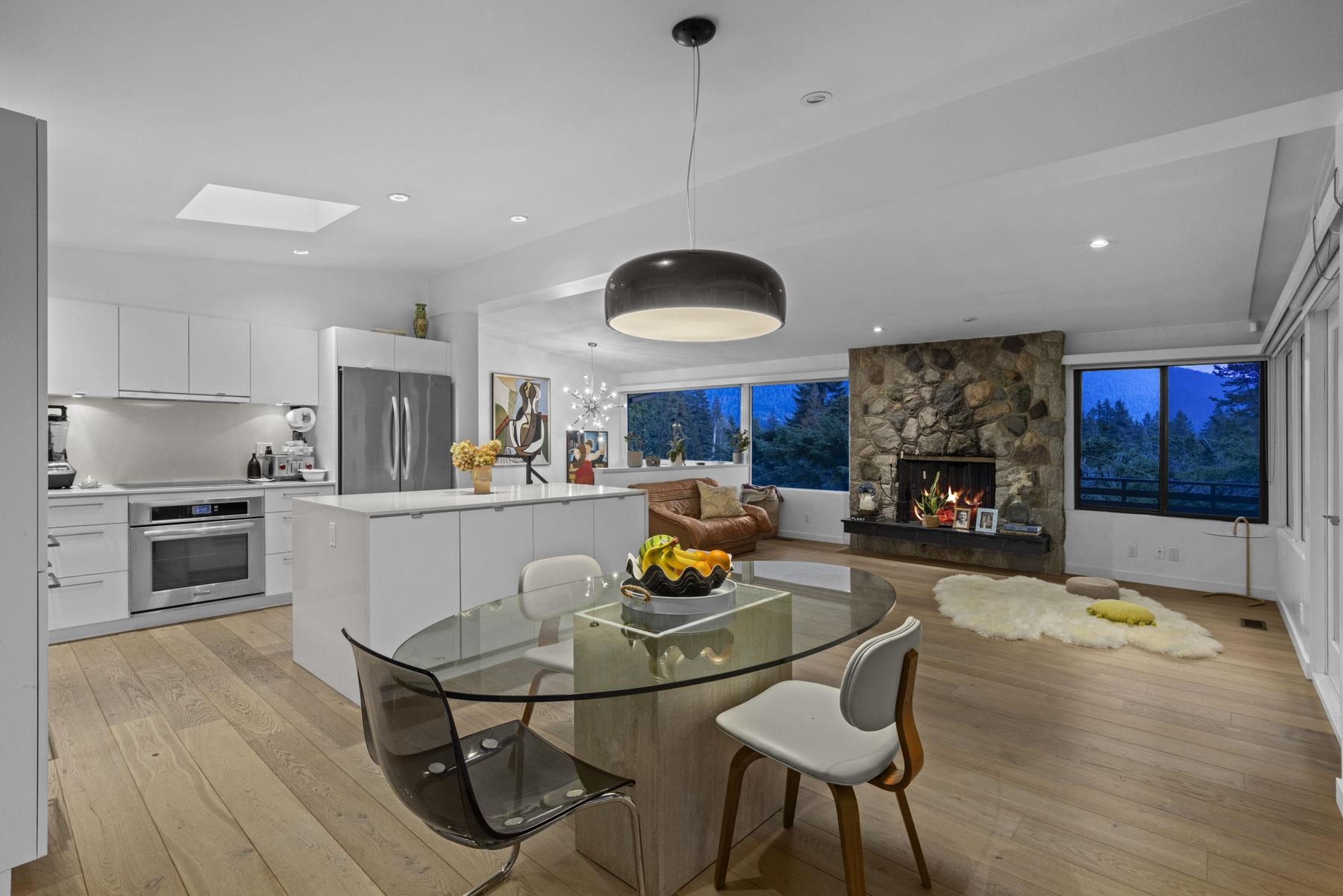 79-desswood-place-west-vancouver-bc-house-single-family-for-sale