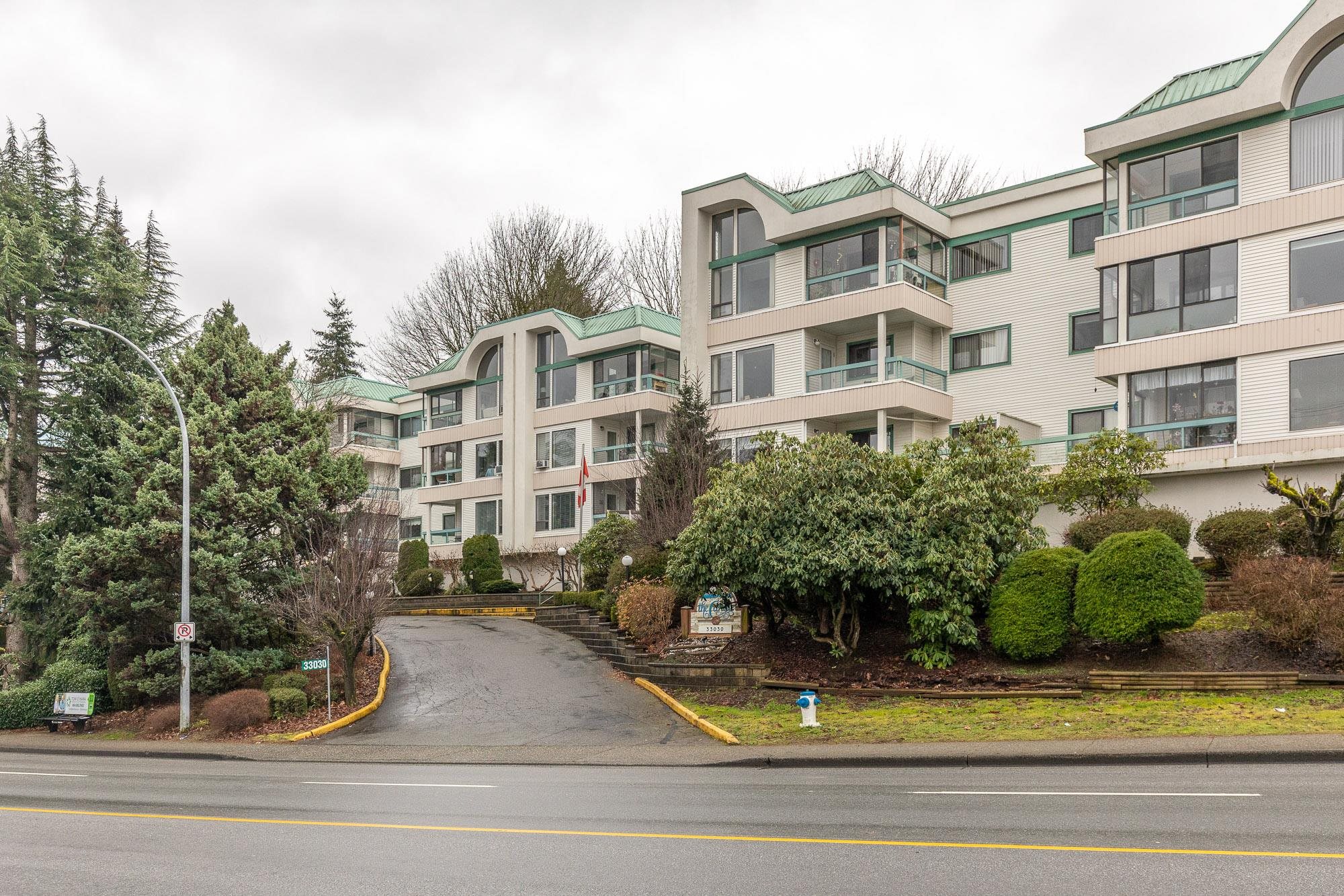 102 - 33030 GEORGE FERGUSON WAY, Abbotsford, British Columbia V2S6Y2 ...