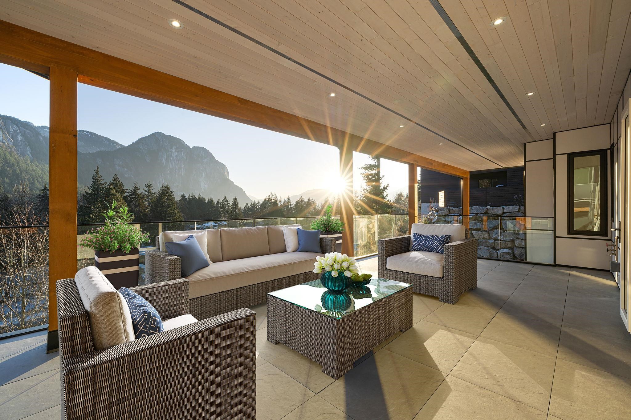 2216 WINDSAIL PLACE, Squamish, British Columbia V8B0T6 For Sale ...