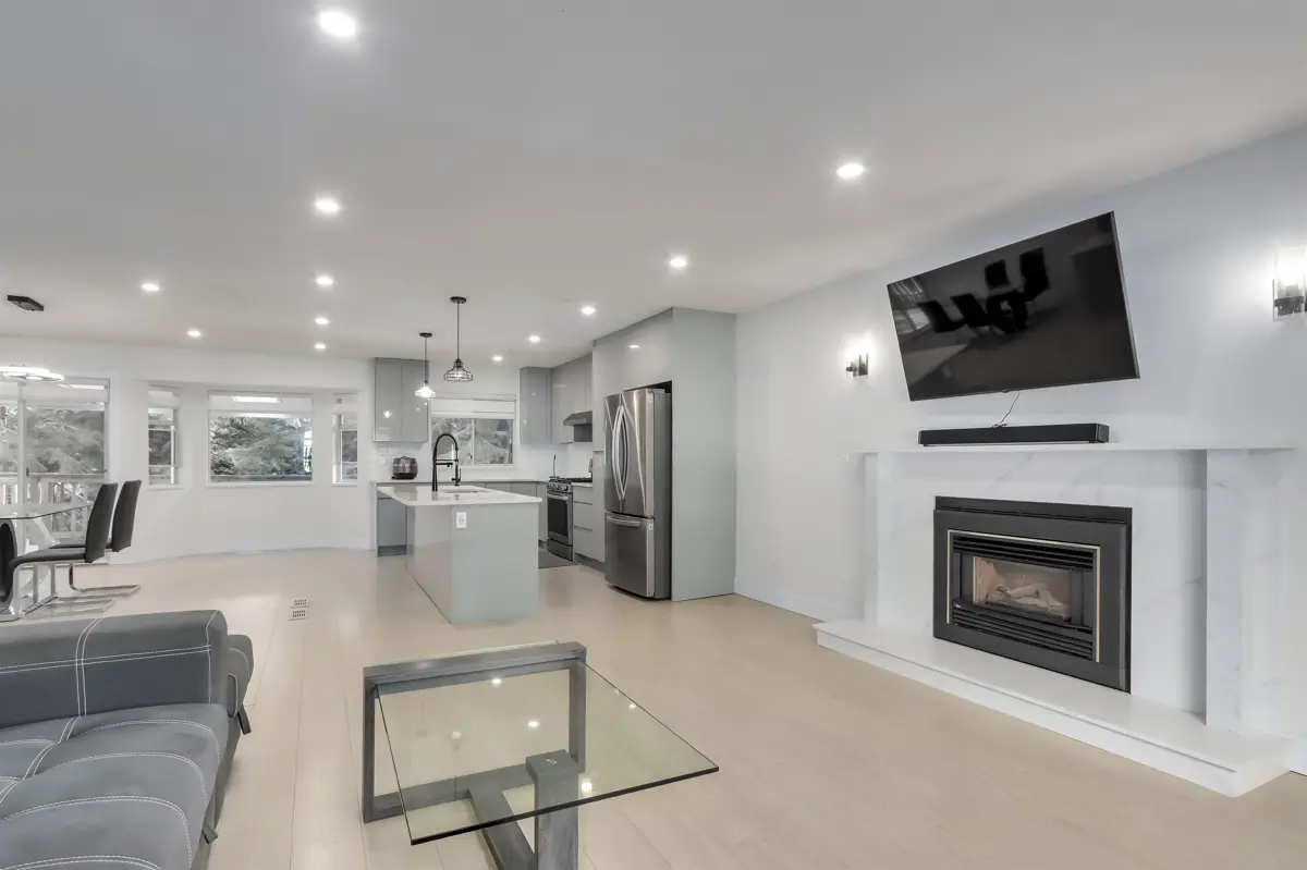 1287 White Pine Place, Coquitlam, British Columbia Sold History ...