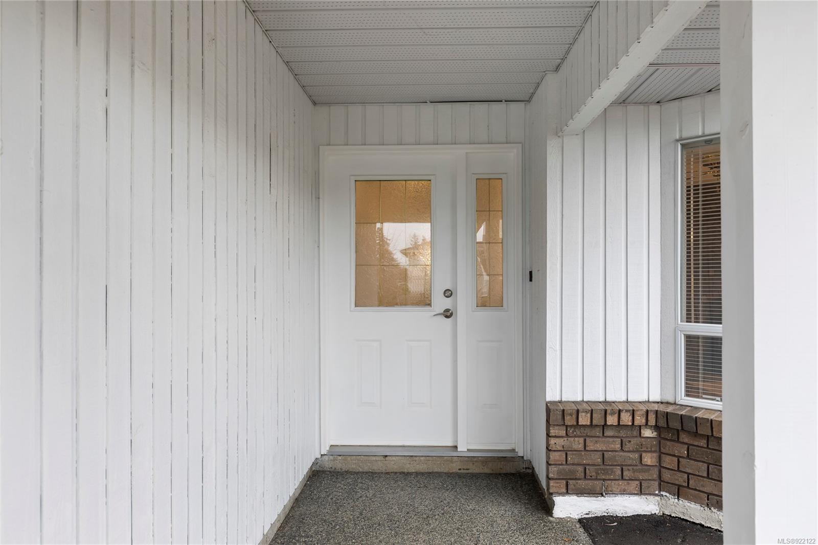 768 Humphrey Rd, Parksville, British Columbia V9P1C8 Sold History ...