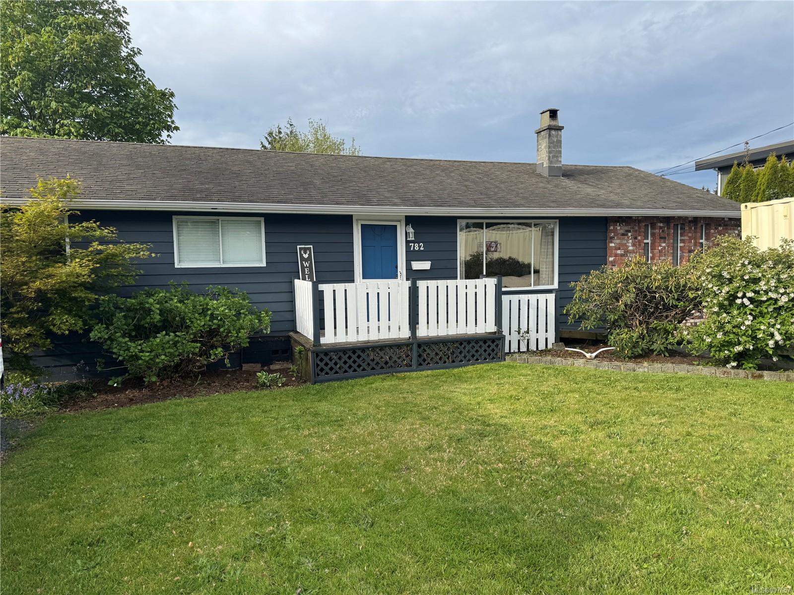 782 Marina Rd, Campbell River, British Columbia V9W1X4 Sold History ...