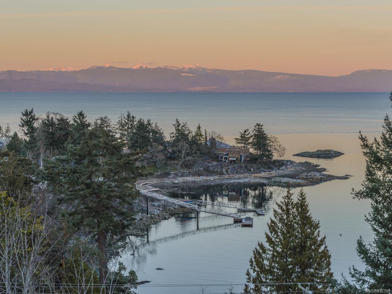 3450 Dolphin Dr, Nanoose Bay, British Columbia Sold History | HouseSigma